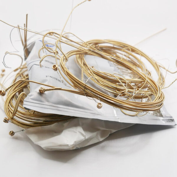 the guitarwrist Coldplay - "Music Of The Spheres" guitar string ...